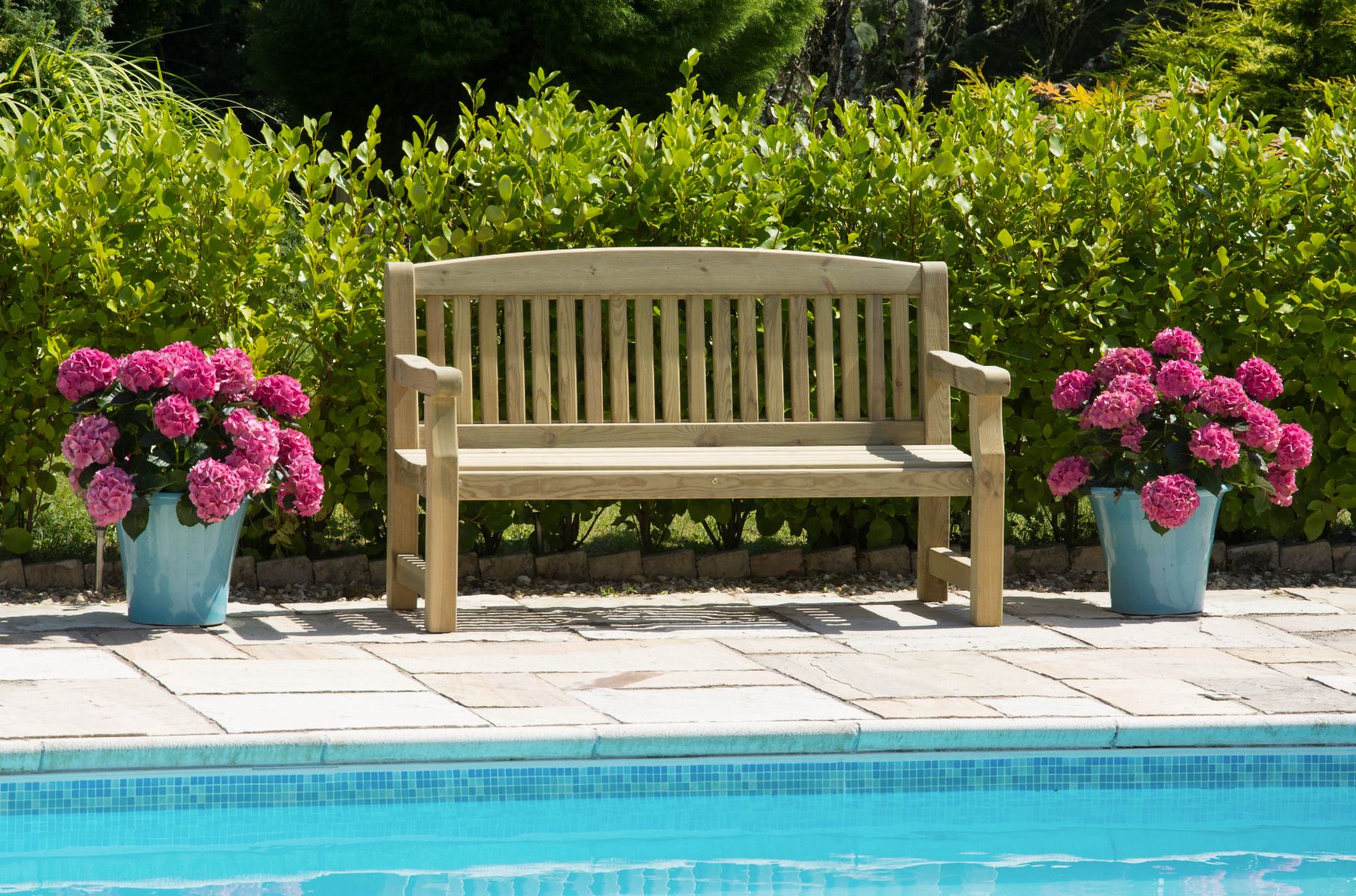 Sustainable Swedish Redwood Garden Bench - Sustainable Furniture