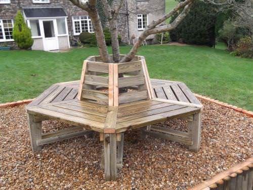 Tree Bench - Heavy Duty Hexagonal - Sustainable Furniture