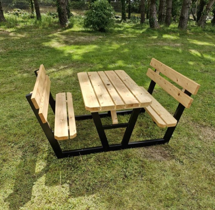 Swedish Redwood Steel Frame Walkthrough Picnic Bench - Sustainable ...