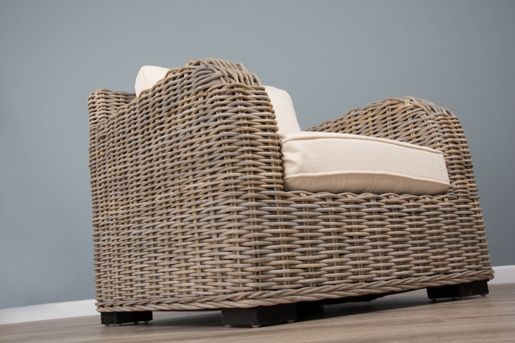 Manga Natural Wicker Sofa Chair - Sustainable Furniture