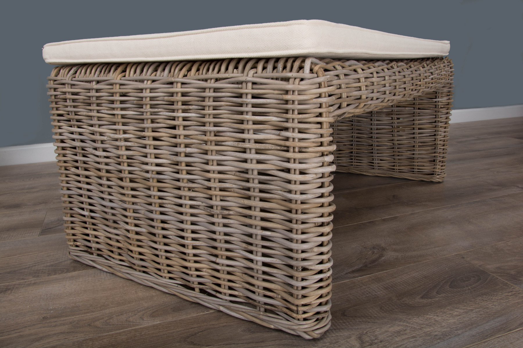 100cm Natural Wicker Zara Footstool - Sustainable Furniture